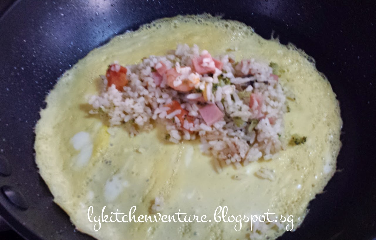 LY's Kitchen Ventures: Omu Tomato Rice
